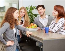 德语助手|德汉-汉德词典 unterhalten是什么意思_unterhalten的中文解释和发音_unterhalten的翻译 ...